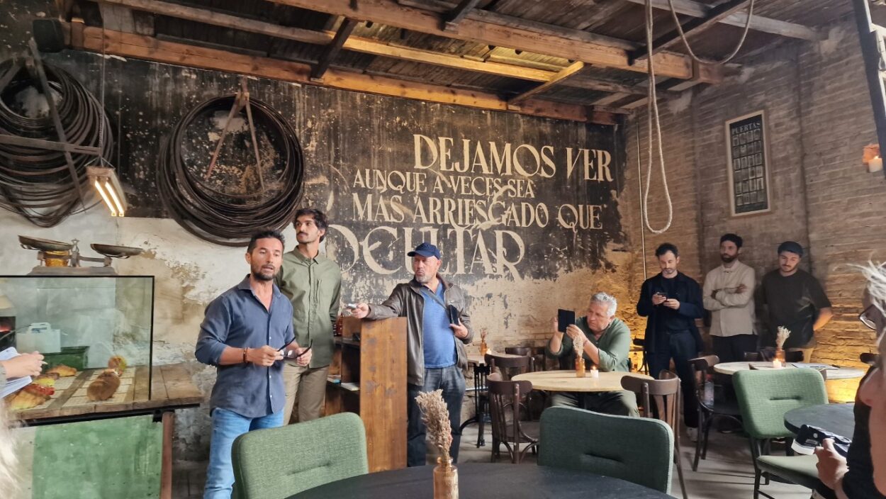 MERCADER-espacio-gastronomico-en-Valencia-20230523_105806-10-cabanyal ...